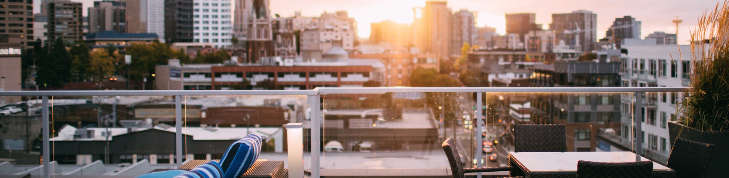 The 10 Best Rooftop Wedding Venues in Seattle - WeddingWire